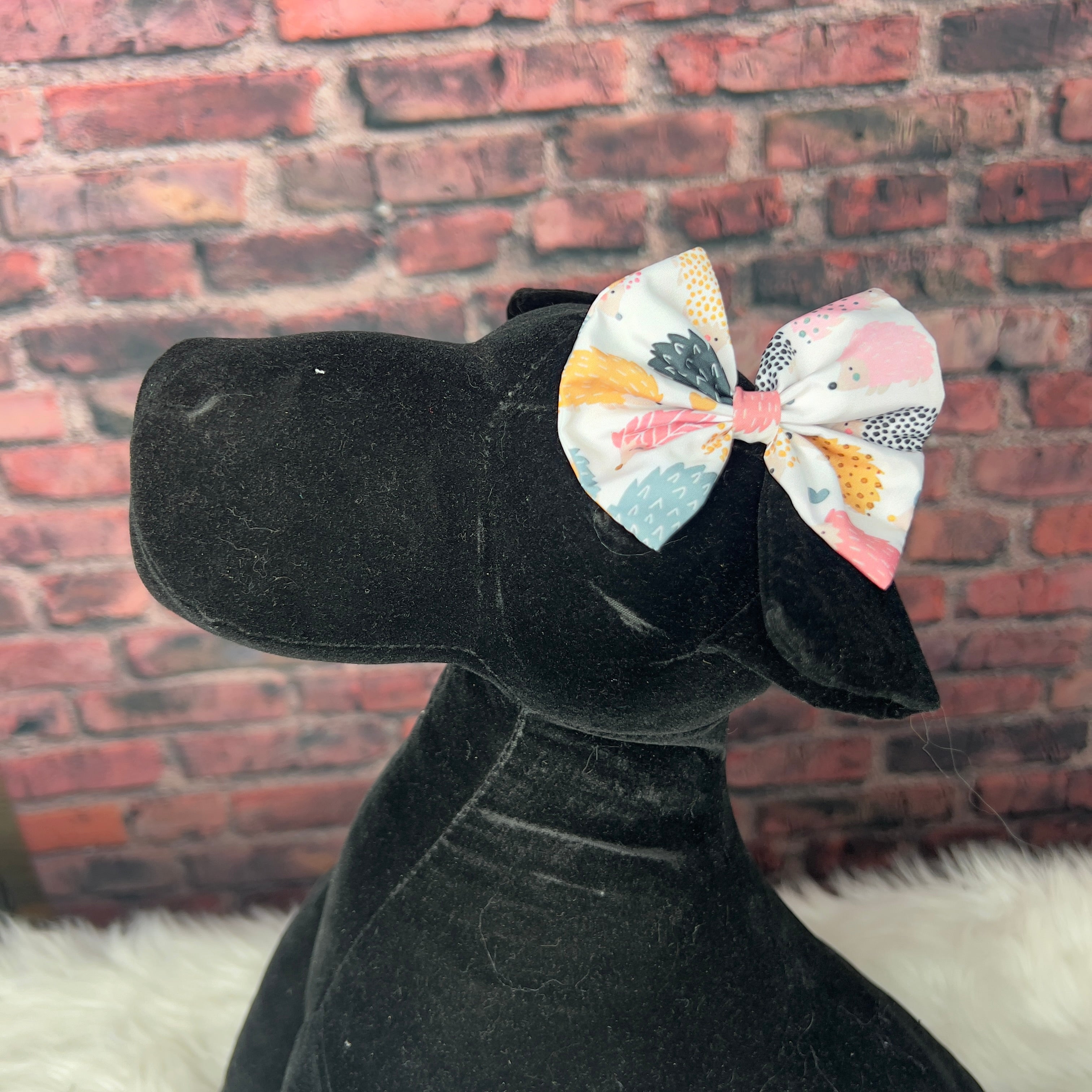 Hedgehog 3-INCH Bow - 8 pack – A Creative Collection,Llc